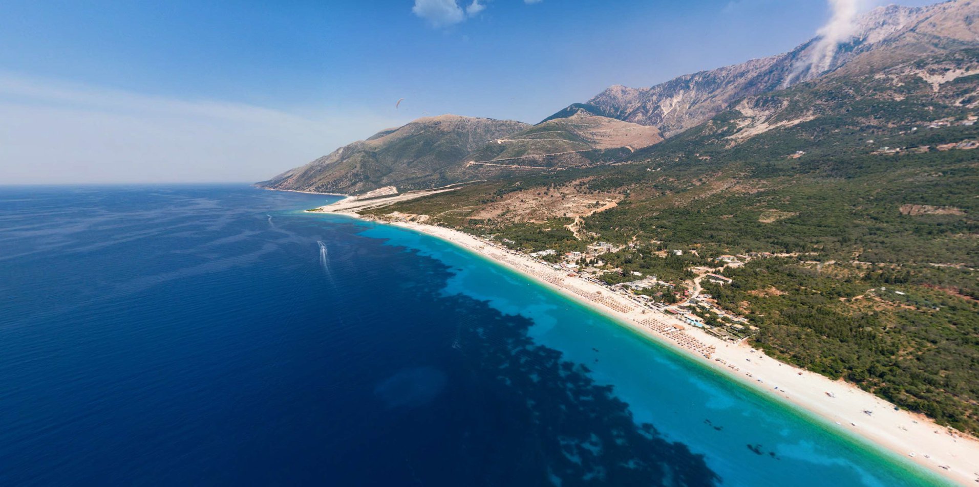 Cosa vedere a Himarë, in Albania - Luoghi e spiagge da visitare a Himara